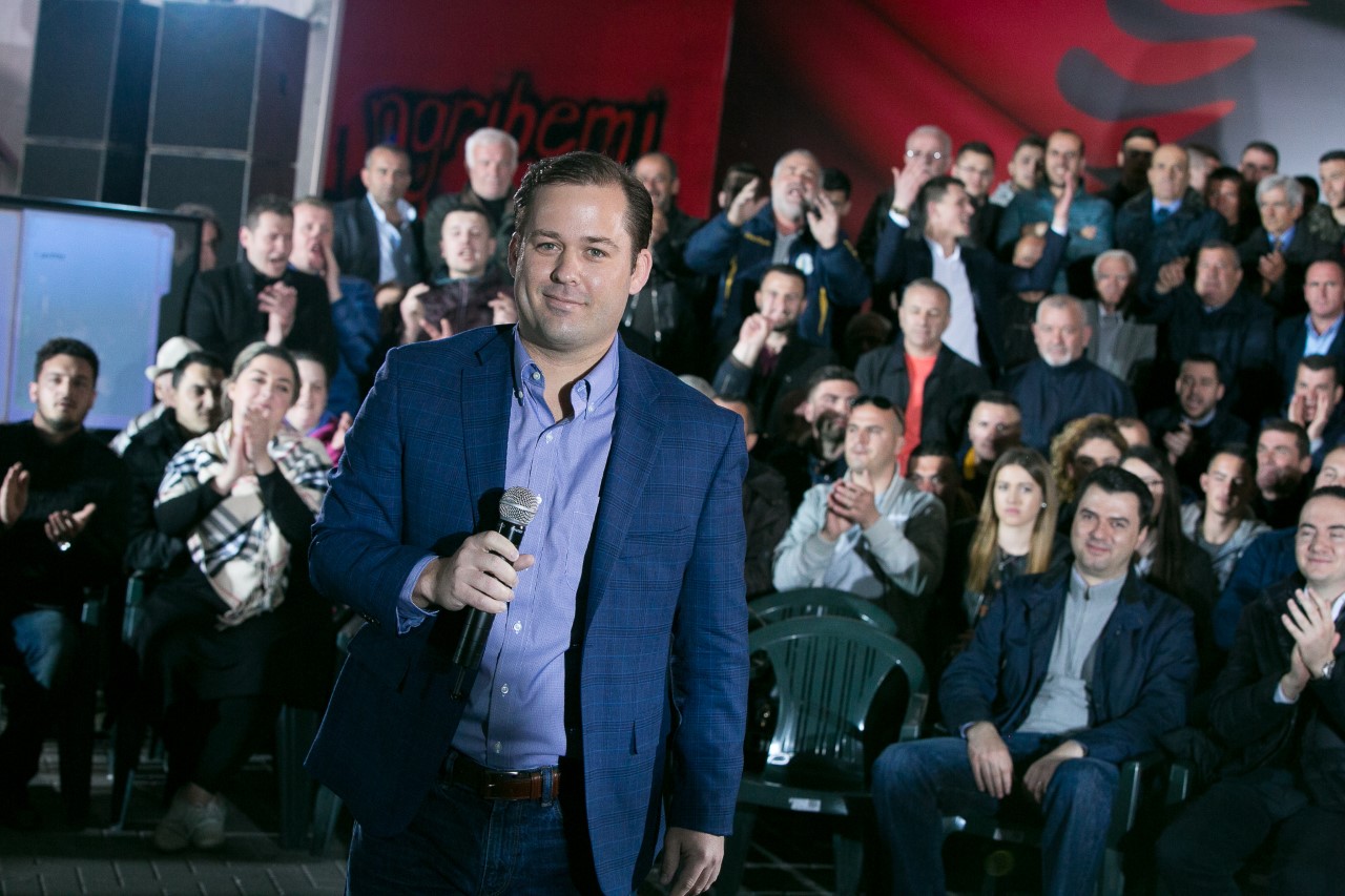 Në çadrën e PD vjen një mesazh nga përfaqësuesi i partisë së Trump ...